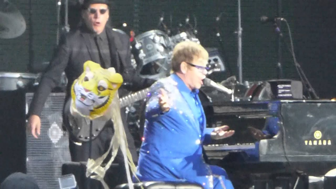 Elton John - All The Young Girls Love Alice live @ Outside Lands, SF ...