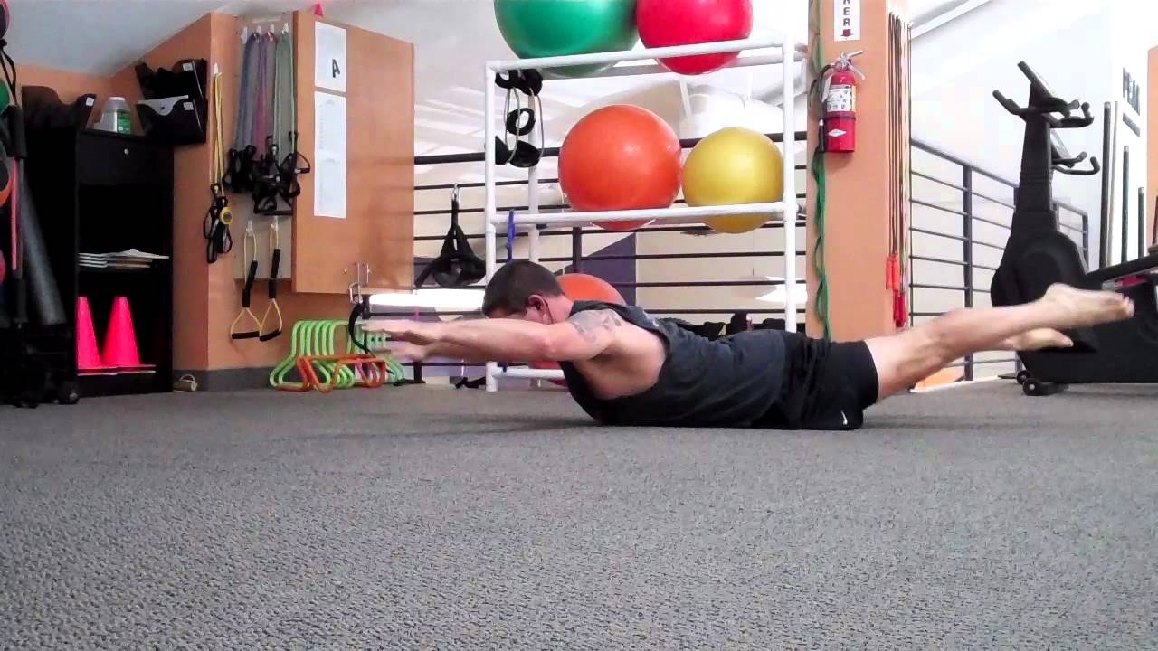 Bodyweight Strength & Conditioning: Hollow Body Rolls - Pike to Boat ...