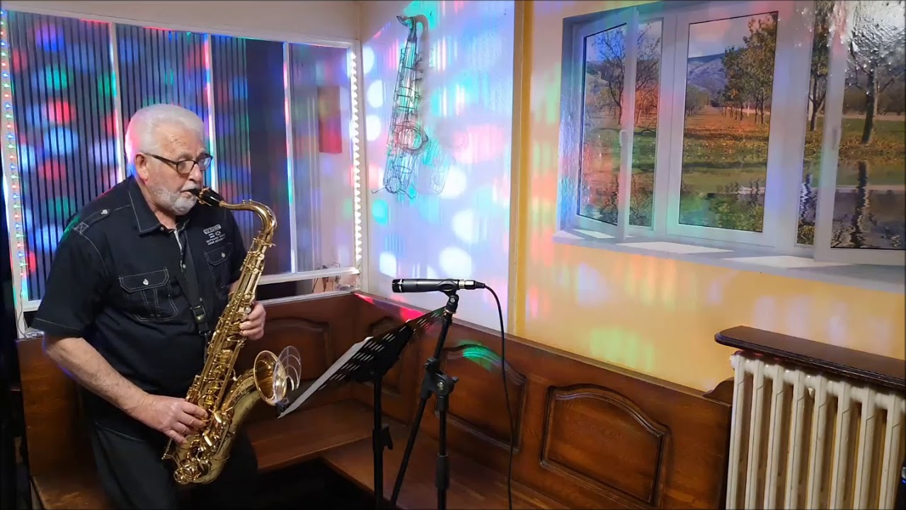 Robert ANTOINE Ténor-Sax The Pink Panther - YouTube