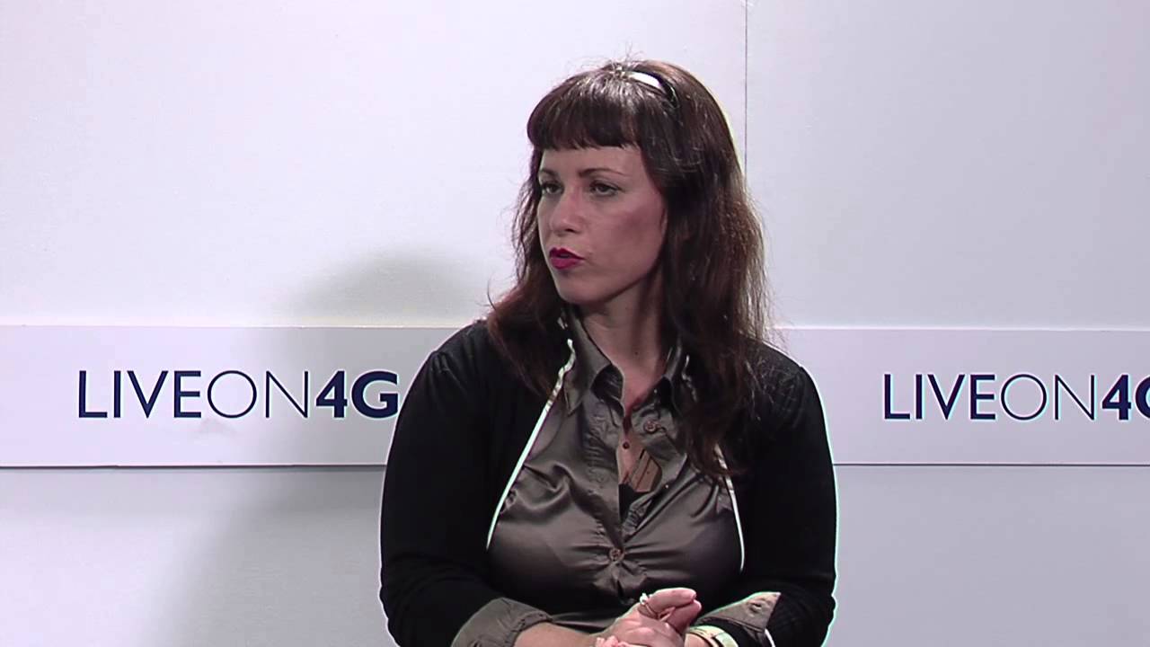#LIVEon4G - Marta Perego intervista Borghese - YouTube