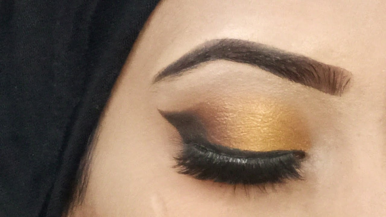 Party 🥳🎉 Eye Makeup #shorts - YouTube