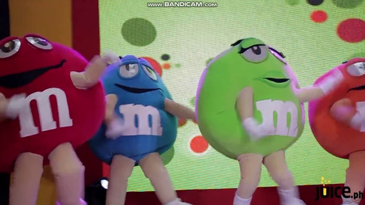 M&M'S Are Dancing To Mickey Mouse Clubhouse Theme Song - YouTube