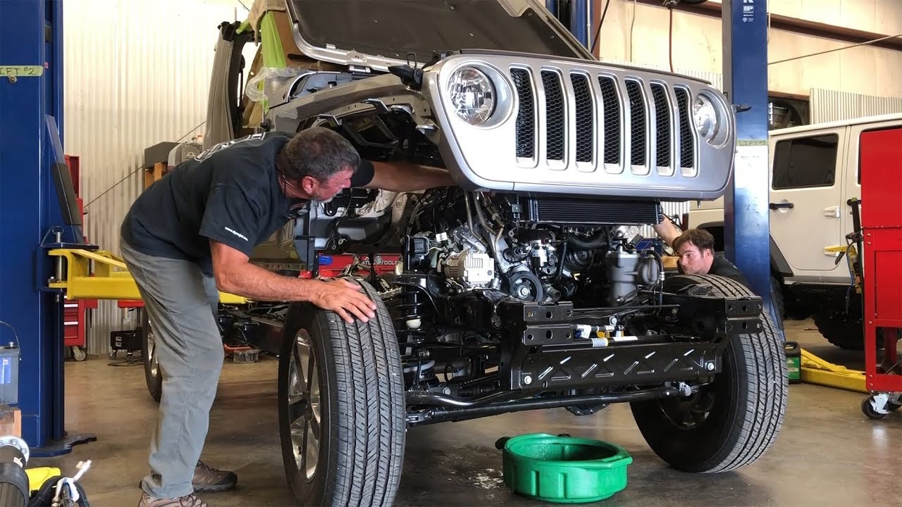 Bruiser Conversions SEMA 2018: Converting a Jeep JL Unlimited into a ...