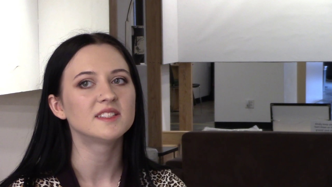 60 Seconds with Artist Emily Lowe - YouTube