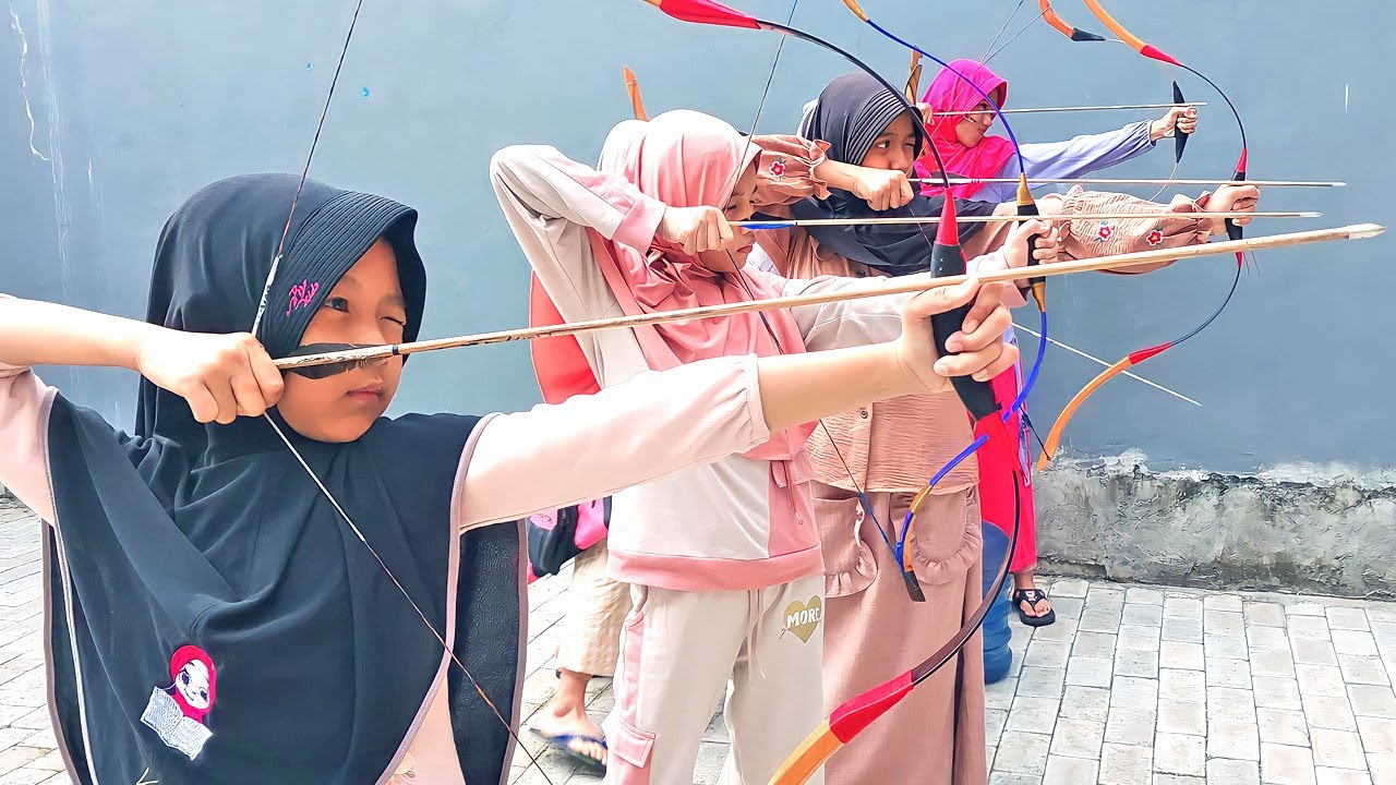 Maisyaa Latihan Memanah | Teknik Panahan untuk Pemula - YouTube