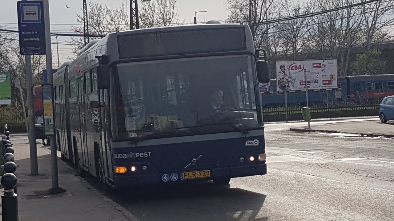 Utazás Budapest Kalandjaival 225 ösön sötétkék Volvo770A val nagy ...