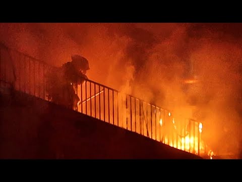 4 Alarm Fire at East Harlem Beer Garden - NYC - YouTube