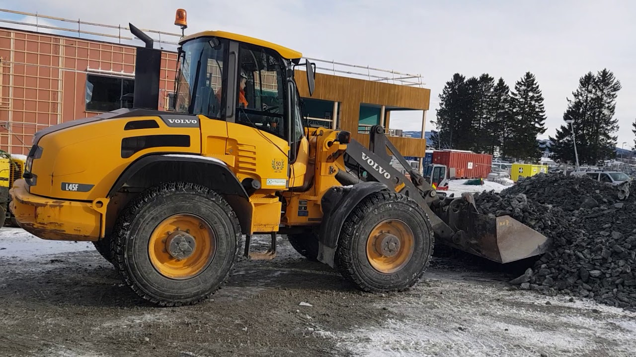 Volvo L45 2012 - YouTube