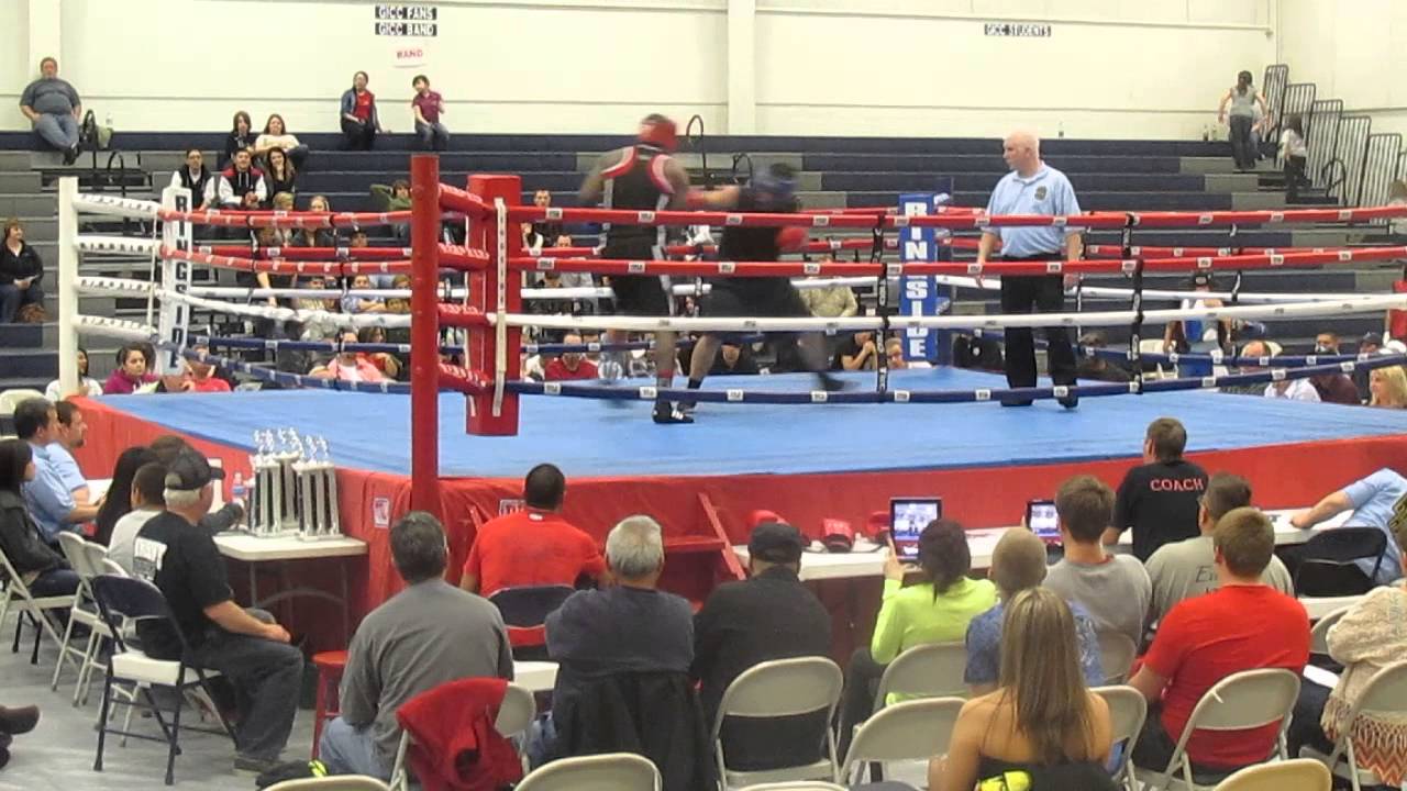 Ronnie's 1st Boxing Fight - YouTube