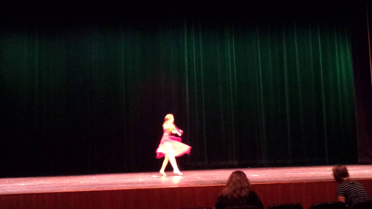 Ania dancing her solo - YouTube