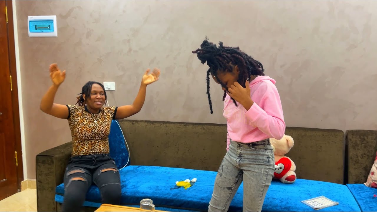 Jjm Touyem Nan Jwet Sa Timoun Li Kase Yon Ze Nan Tet Mwen Guys - YouTube