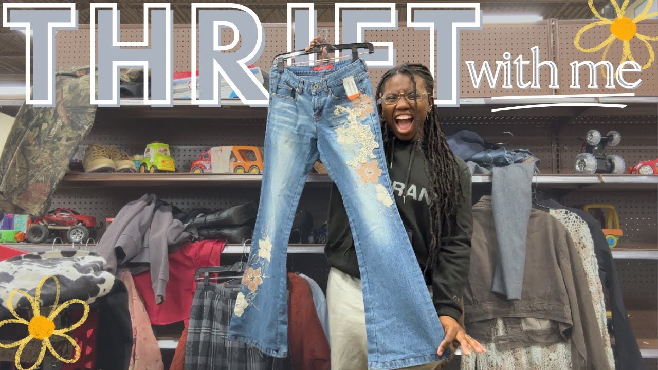 LETS GO THRIFTING || Thrift with me + Haul #thriftmas day 7 - YouTube