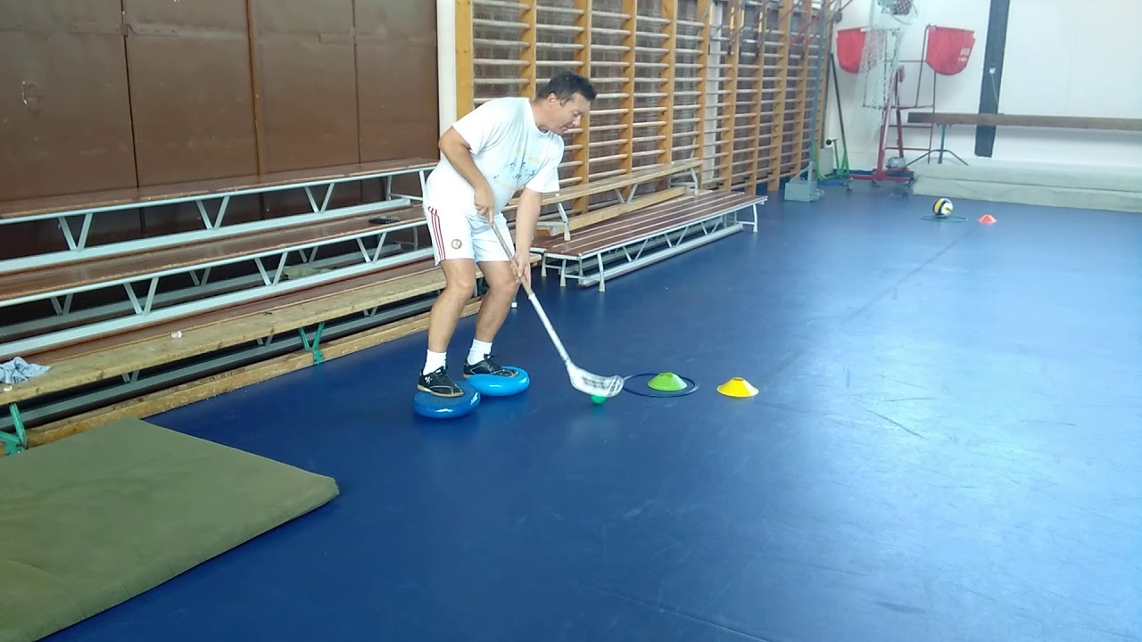 Floorball dribbling exercise for beginners V. - YouTube