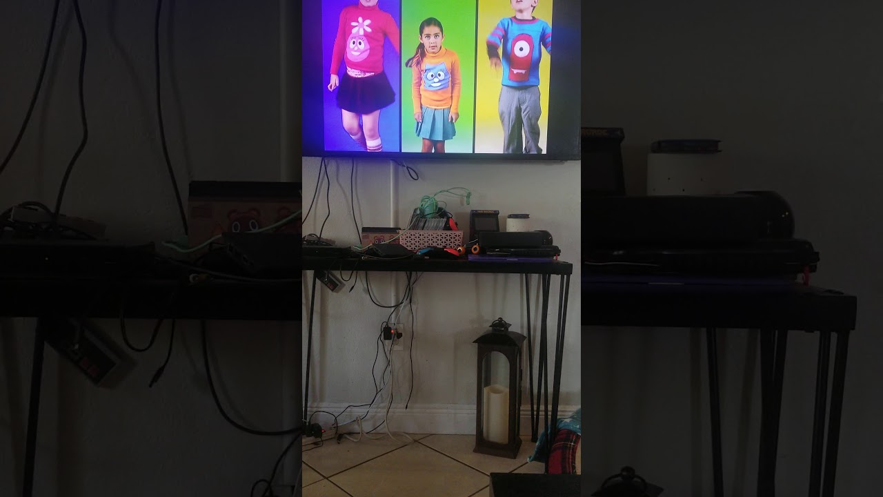 Opening to Nickelodeon Favorites: Summer Vacation 2011 DVD - YouTube
