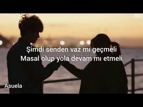 Her Şey Sensin - Yalın (Sözleri / Lyrics)