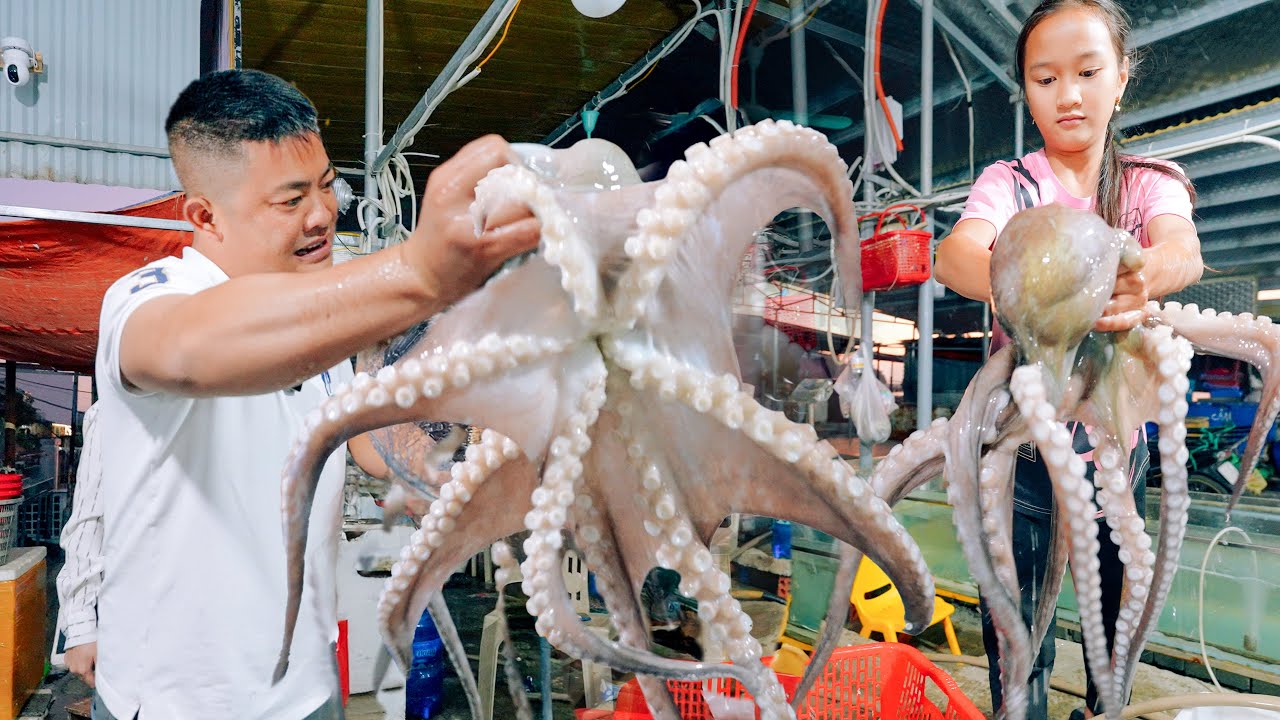 Giant Octopus Feast at Island Fish Market - Ultimate Seafood Paradise ...