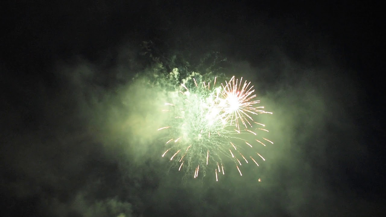 Eugene Pro Rodeo fireworks july 4, 2019 - YouTube