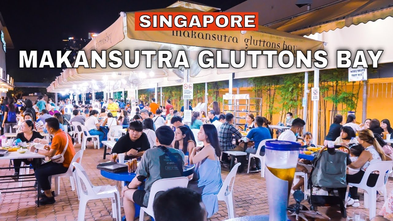 Singapore Street Food | Makansutra Gluttons Bay Tour - YouTube