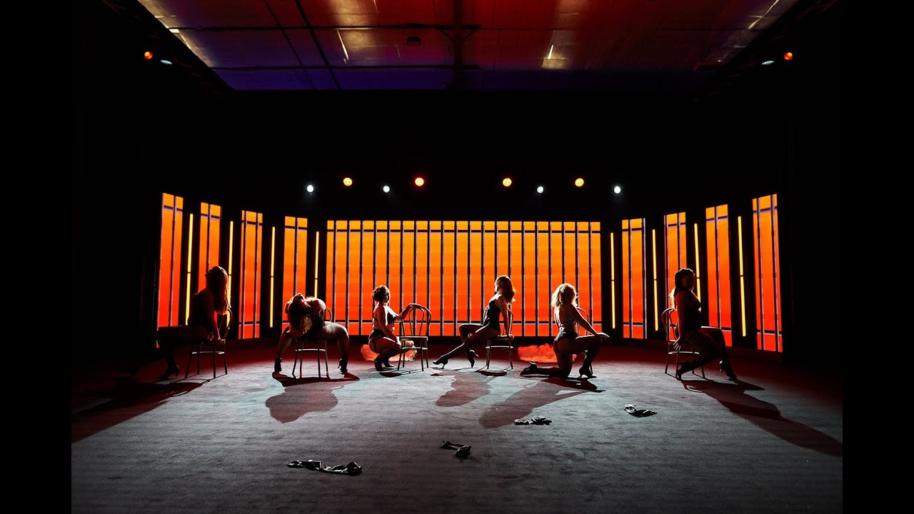 Eva Devore's Merry Murderesses - The Cell Block Tango Burlesque - YouTube