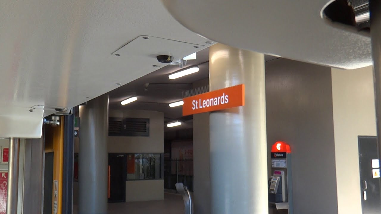 Sydney Trains T-Set (Tangara) - St Leonards to Artarmon (T1 North Shore ...