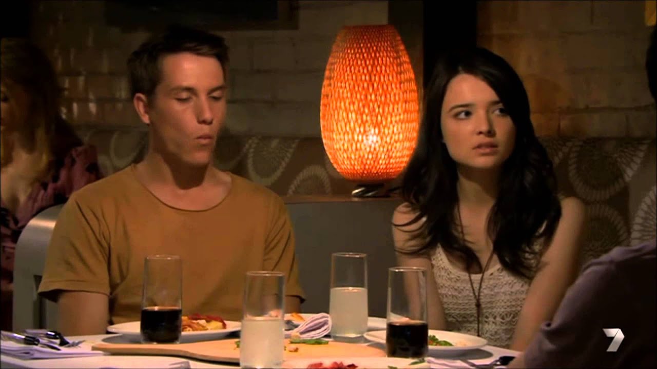 Hannah, Zac, Oscar, Evelyn II 5837 Scene - YouTube