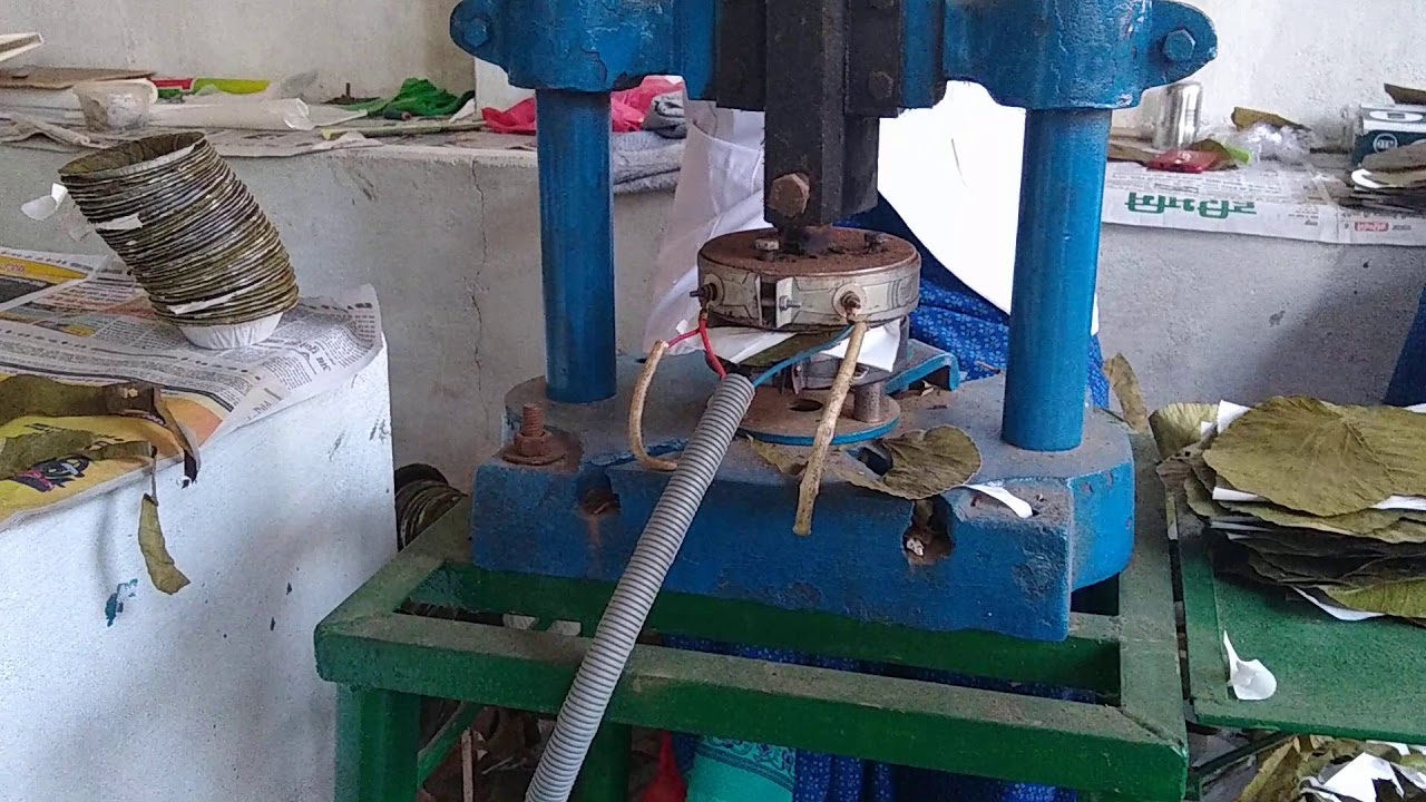 Leaf Dona making process in dugali, chattisgarh forest service - YouTube