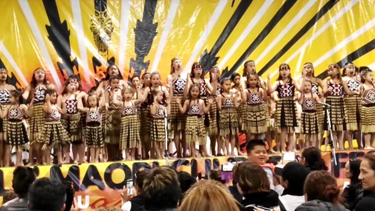 Turanga Festival- Manutuke School 2016 - YouTube