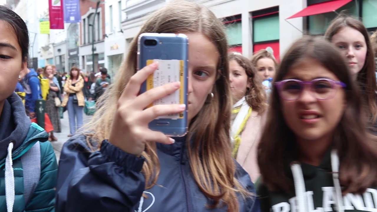 Allie Sherlock Live Cover of Forever Graton Street Dublin - YouTube