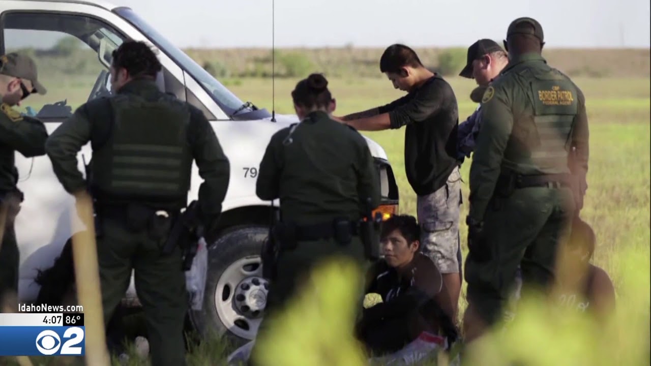 Lawmakers Rush to Pass Border Funding Bill - YouTube