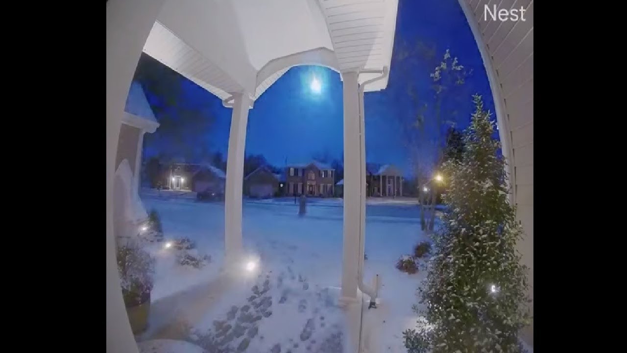 Meteor Landing Caught On Camera - YouTube