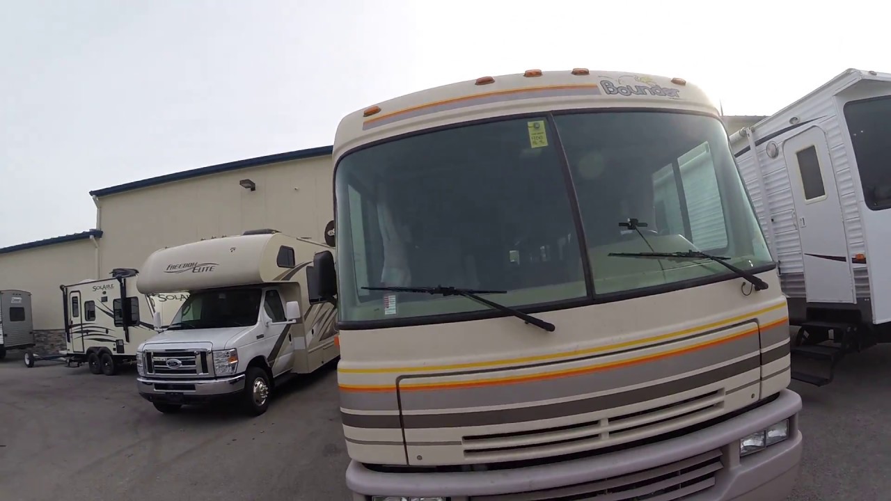 1992 Bounder 31K - YouTube