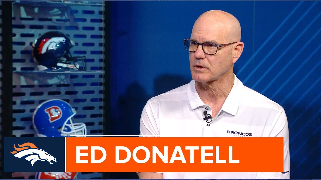 Pete Carroll sure has a type when it comes to Defensive Coordinators ...