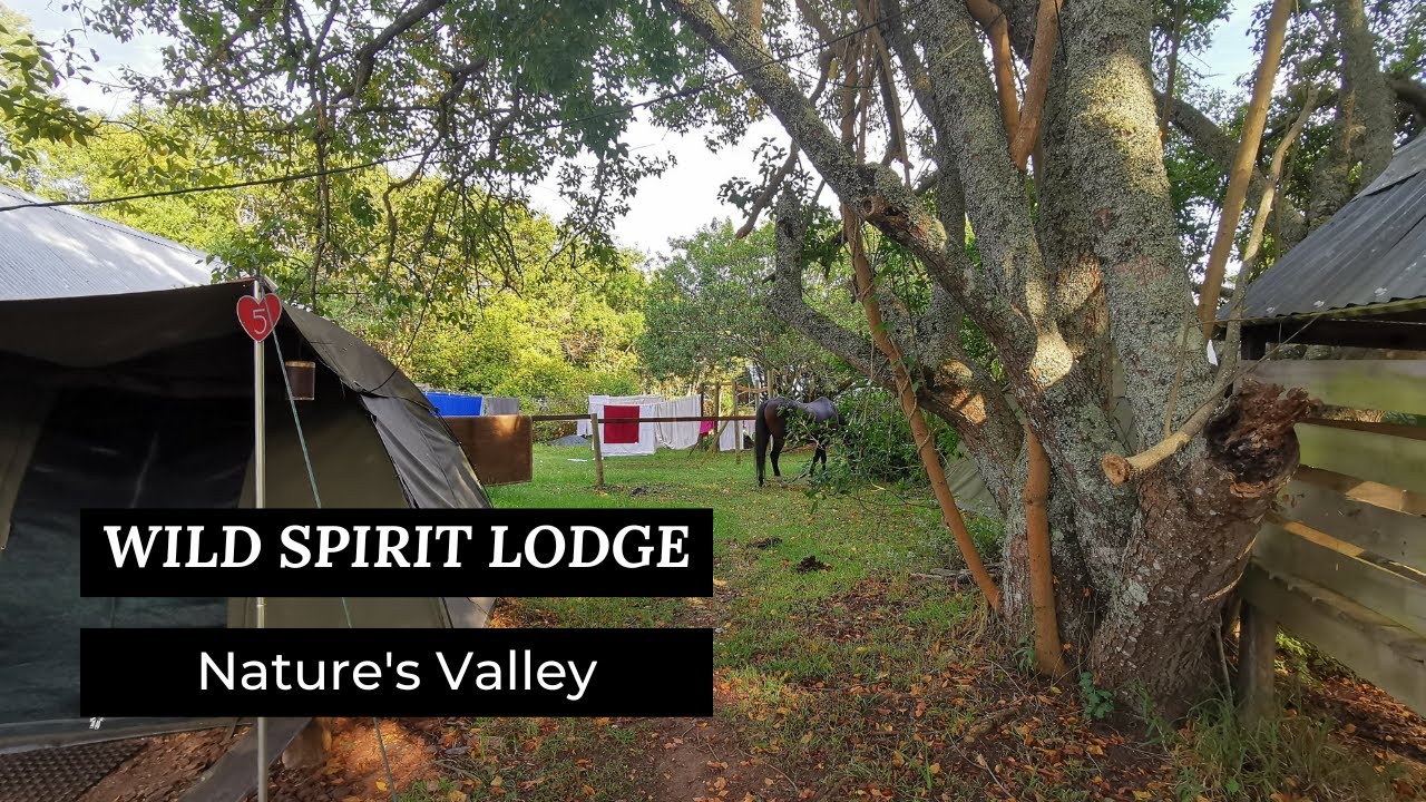 A weekend at Wild Spirit Lodge and Backpackers in Nature's Valley - YouTube