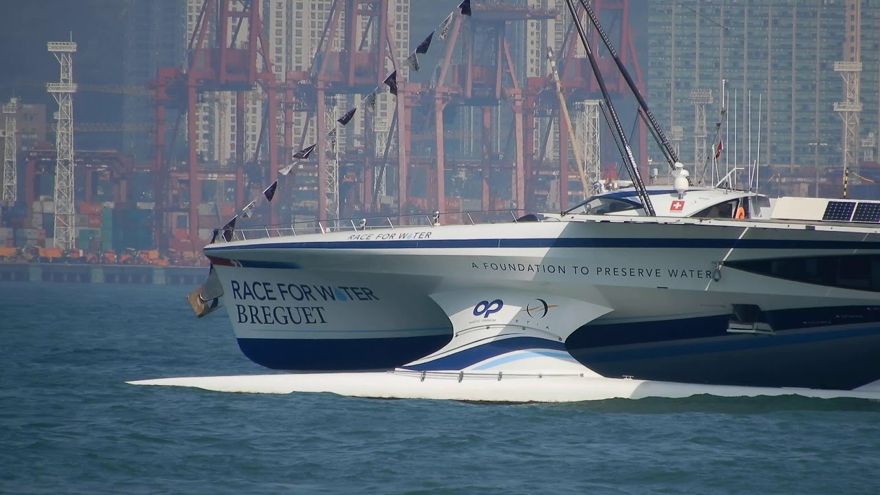 M/V RACE FOR WATER FLYKITE (The world’s largest solar powered boat ...
