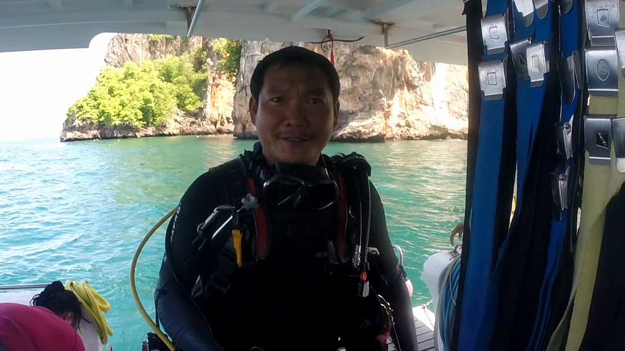 Scuba diving in Bidas, Krabi, 2016 - YouTube