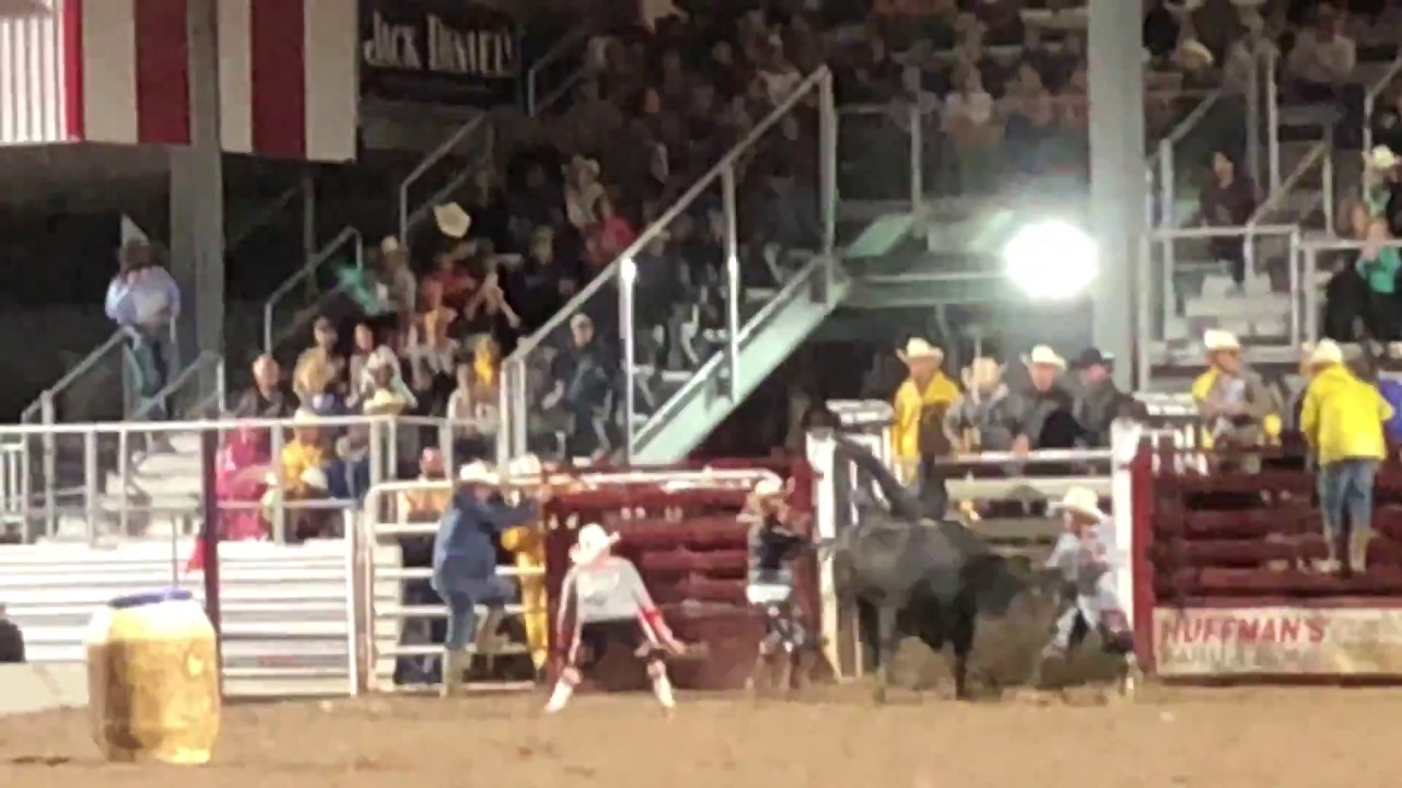 Trevor Reiste - CINCH Shootout Tri-State Rodeo Fort Madison 2018 RD 1 ...