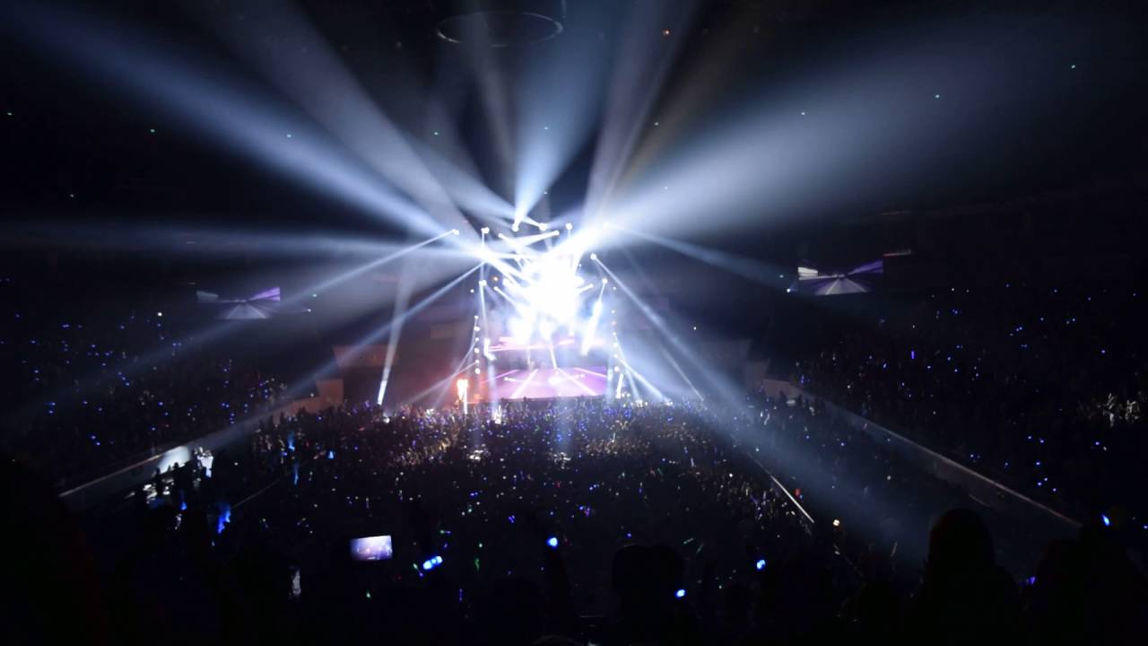 The Chainsmokers LIVE @ MOA ARENA 2016 - YouTube