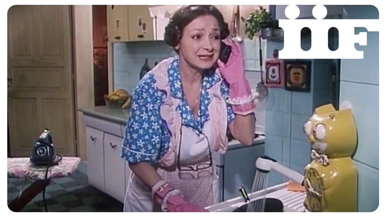 Fantozzi - Il Ritorno | Hot Line | CLIP UFFICIALE - YouTube