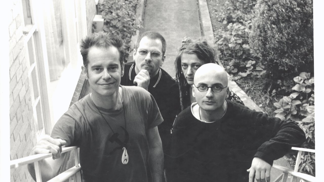 Paul Hester& Largest Living Things (Live) "THUMBS" 1997 - YouTube