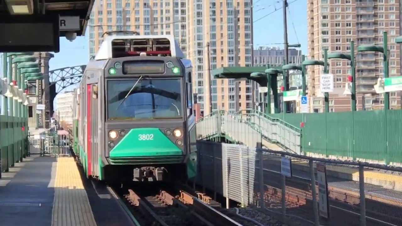MBTA Green Line arriving at Science Park/West End Station - YouTube