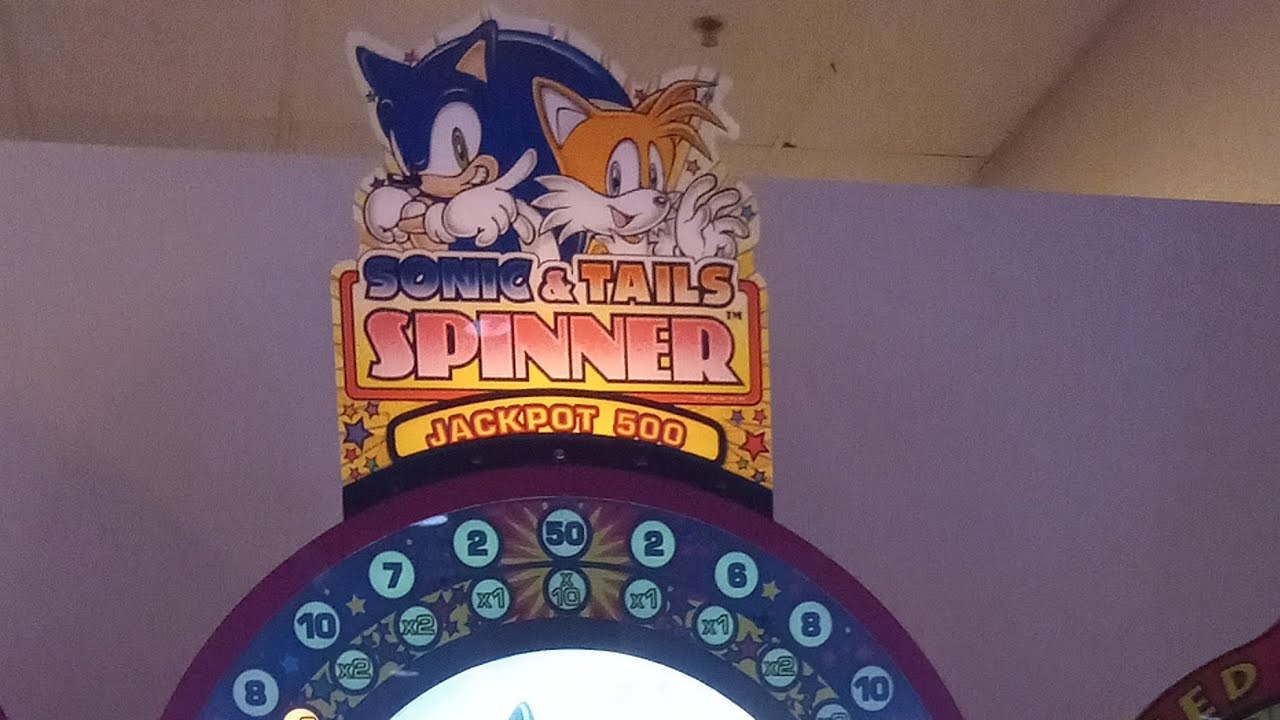 Sonic and Tails Spinner Arcade!! - YouTube