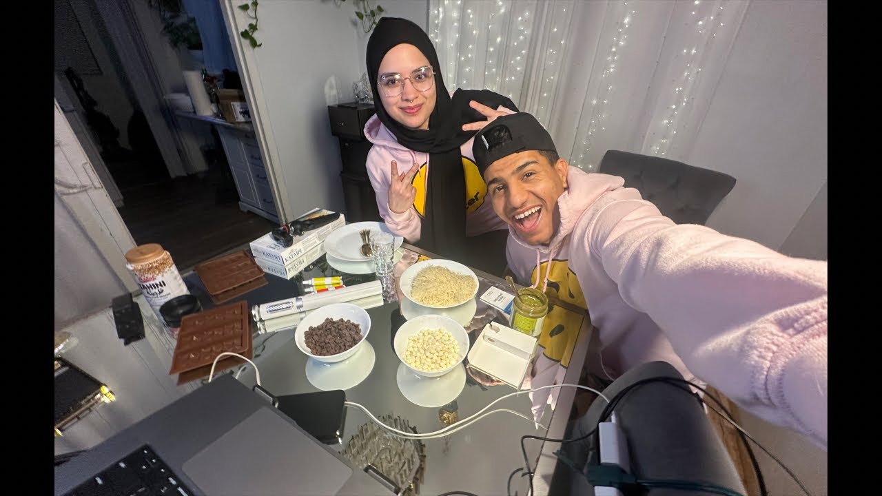 MAKING DUBAI FIX KNAFEH CHOCOLATE BAR LIVE! Q&A - YouTube