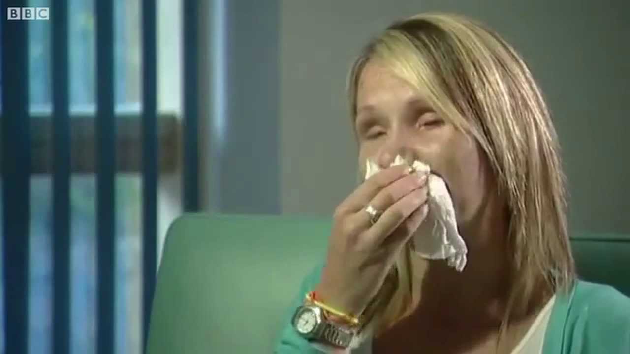 Tina Nash: twee keer slachtoffer van een gruwelijke aanval - YouTube