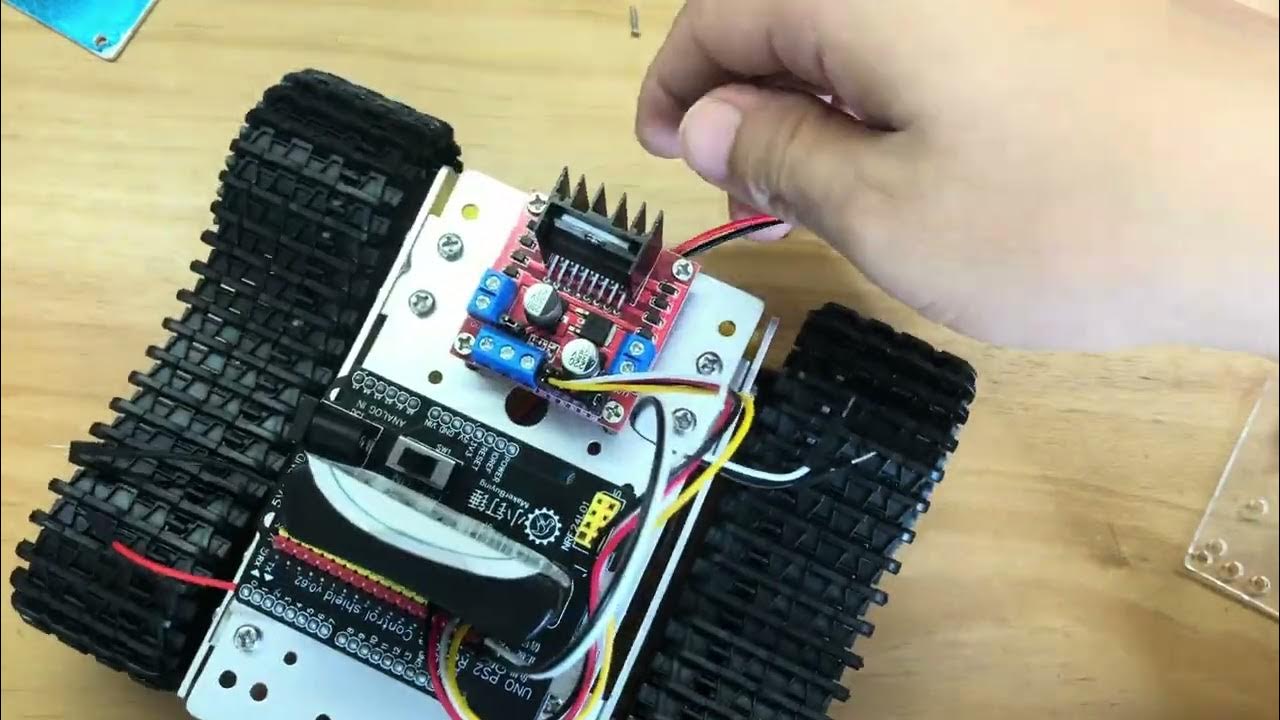 MakerBuying T1 robot tank ps2 arduino mixly mindplus show - YouTube