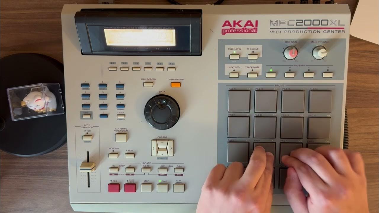 Lo Fi Hip Hop beat on MPC 2000XL - YouTube