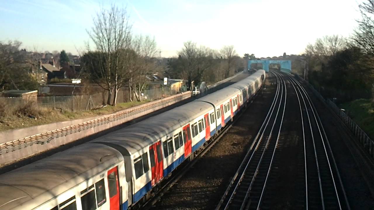 Metropolitan line A60 Stock 5085 A62 Stock 5181 Passing Northwood on 16 ...