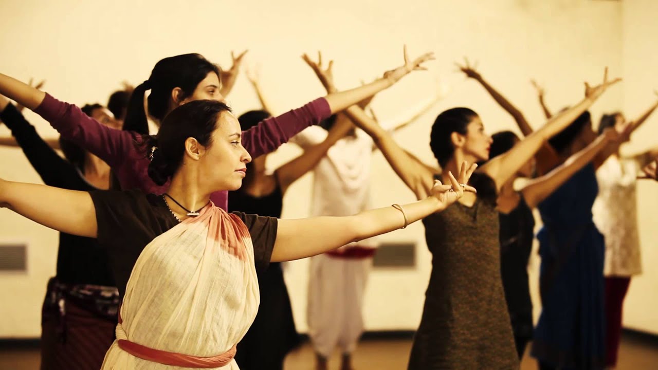 #festinverno 2015 - Dança indiana - YouTube