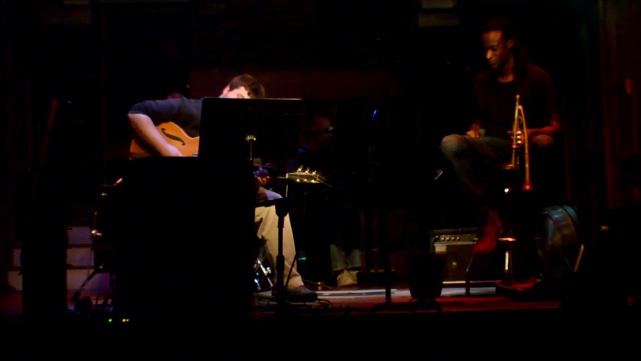 Coleman Woodson Singing Fly me to the moon - YouTube