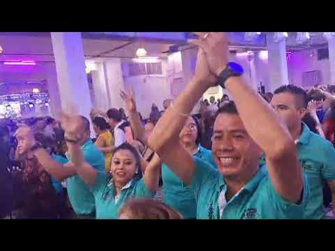 Grupo Ke Pacho 💥 La Cumbia de los Pajaritos en vivo desde el Salón Caribe - YouTube