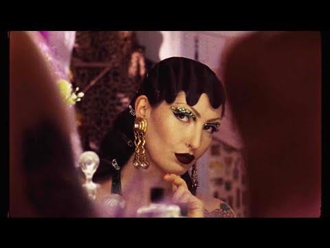 Mila V - Clear Eyes